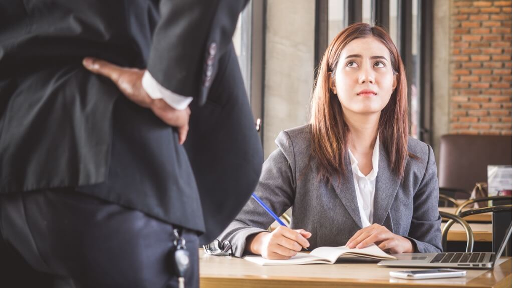 7 ways to manage stubborn, uncooperative employees