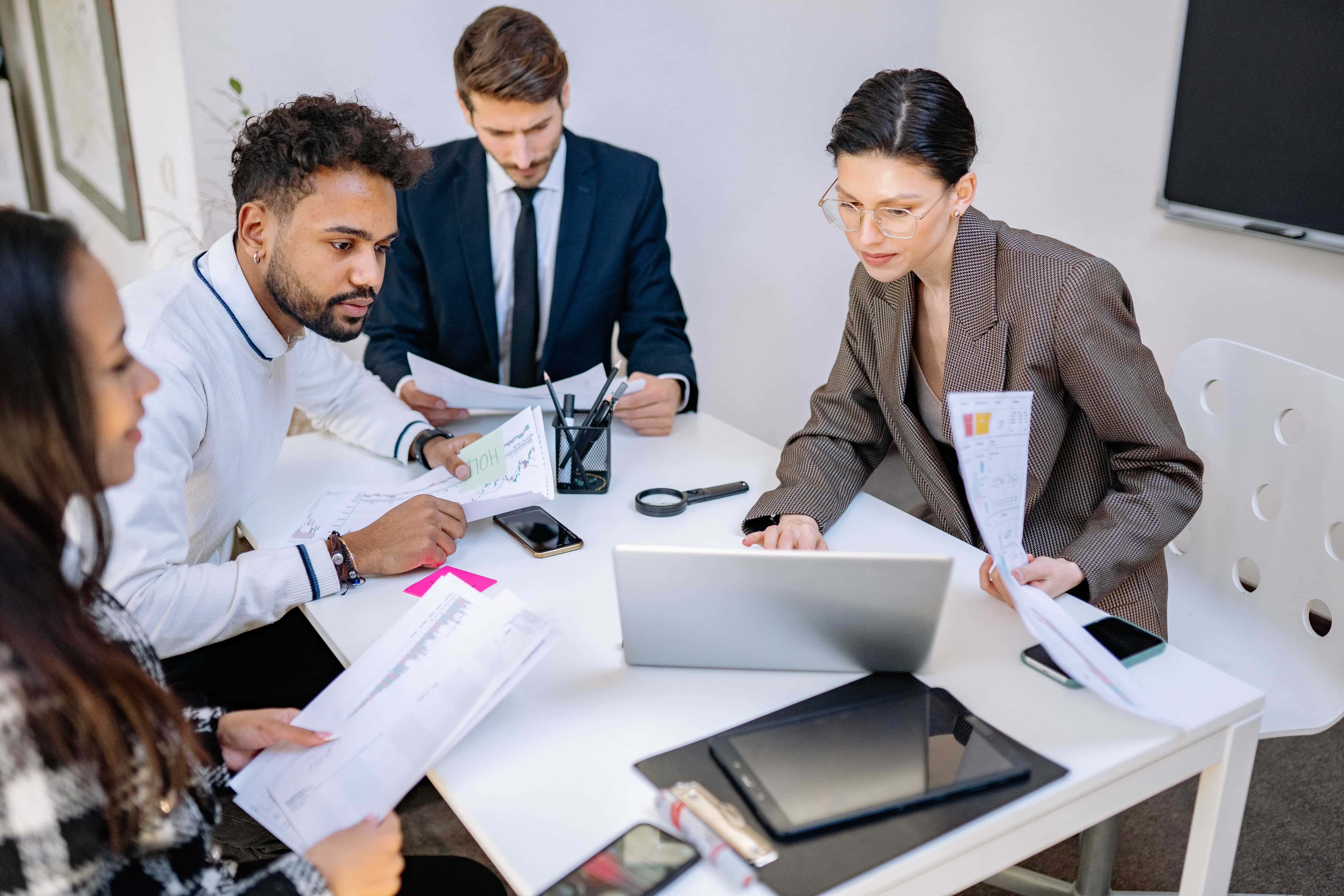 Effective Customer Relationship Management Strategies Importance ...