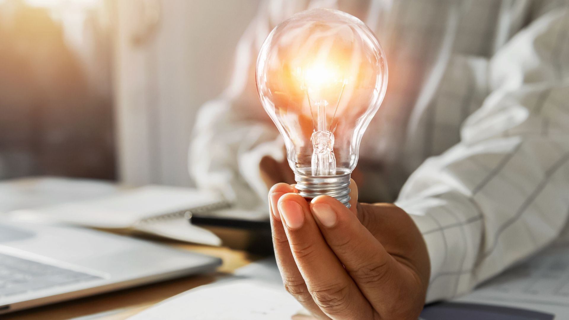 What Is A Thought Leader?(And How You Can Become One)