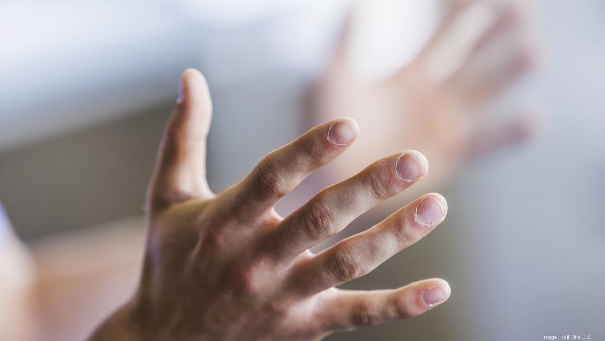 Power of the Gesture: Learn sign language for effective communication