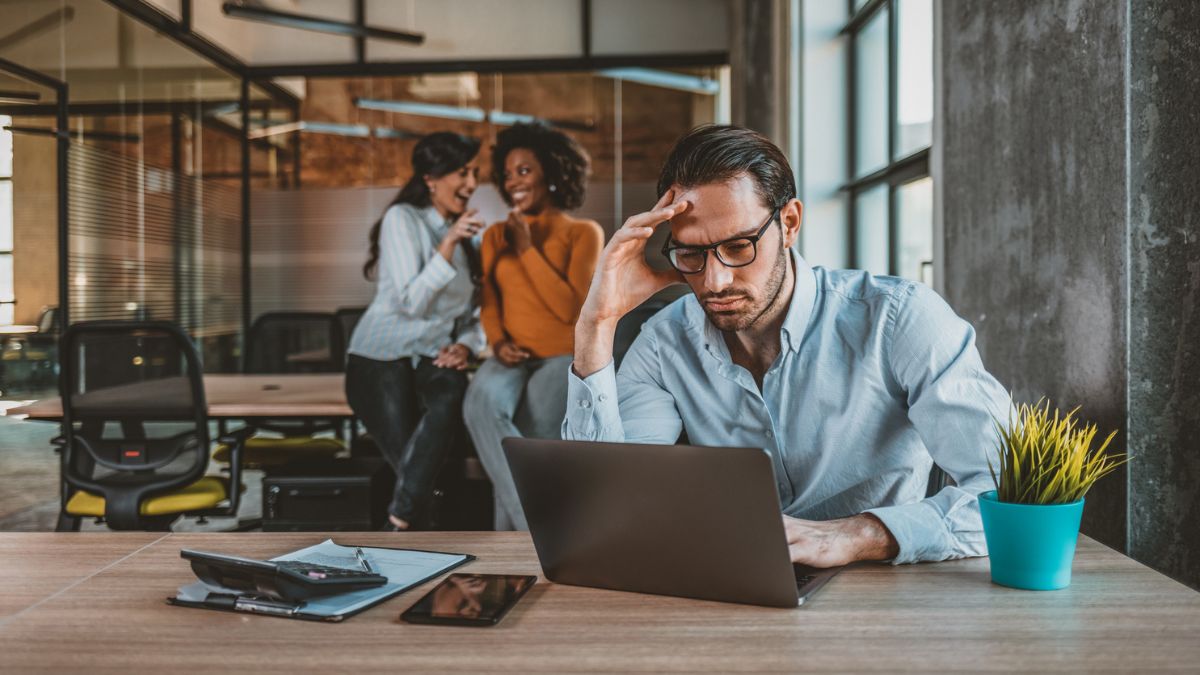 Simple Steps To Resolve Conflict Between Two Employees